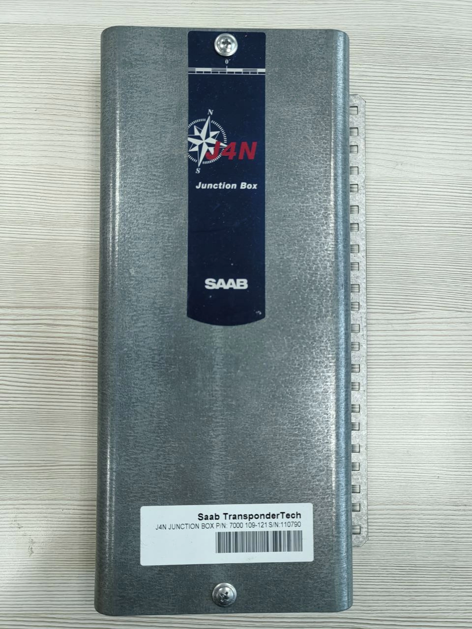 J4N Junction box SAAB p.n: 7000 109-121, s.n 110790, б.у, на проверку ...